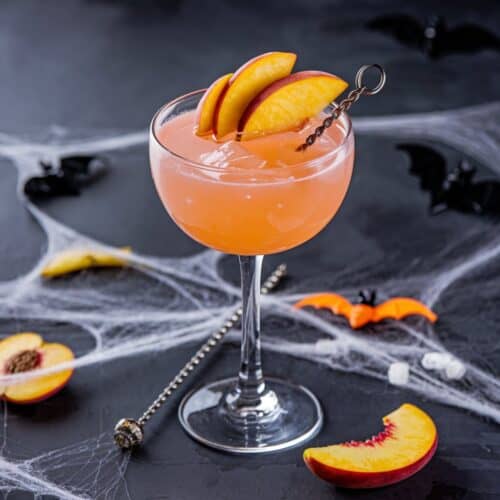 10 Halloween Cocktails for a Crowd: Spooky Sips to Wow Your Guests ...