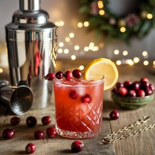 Cranberry Whiskey Sour Cocktail Recipe: A Refreshing Twist for Your ...